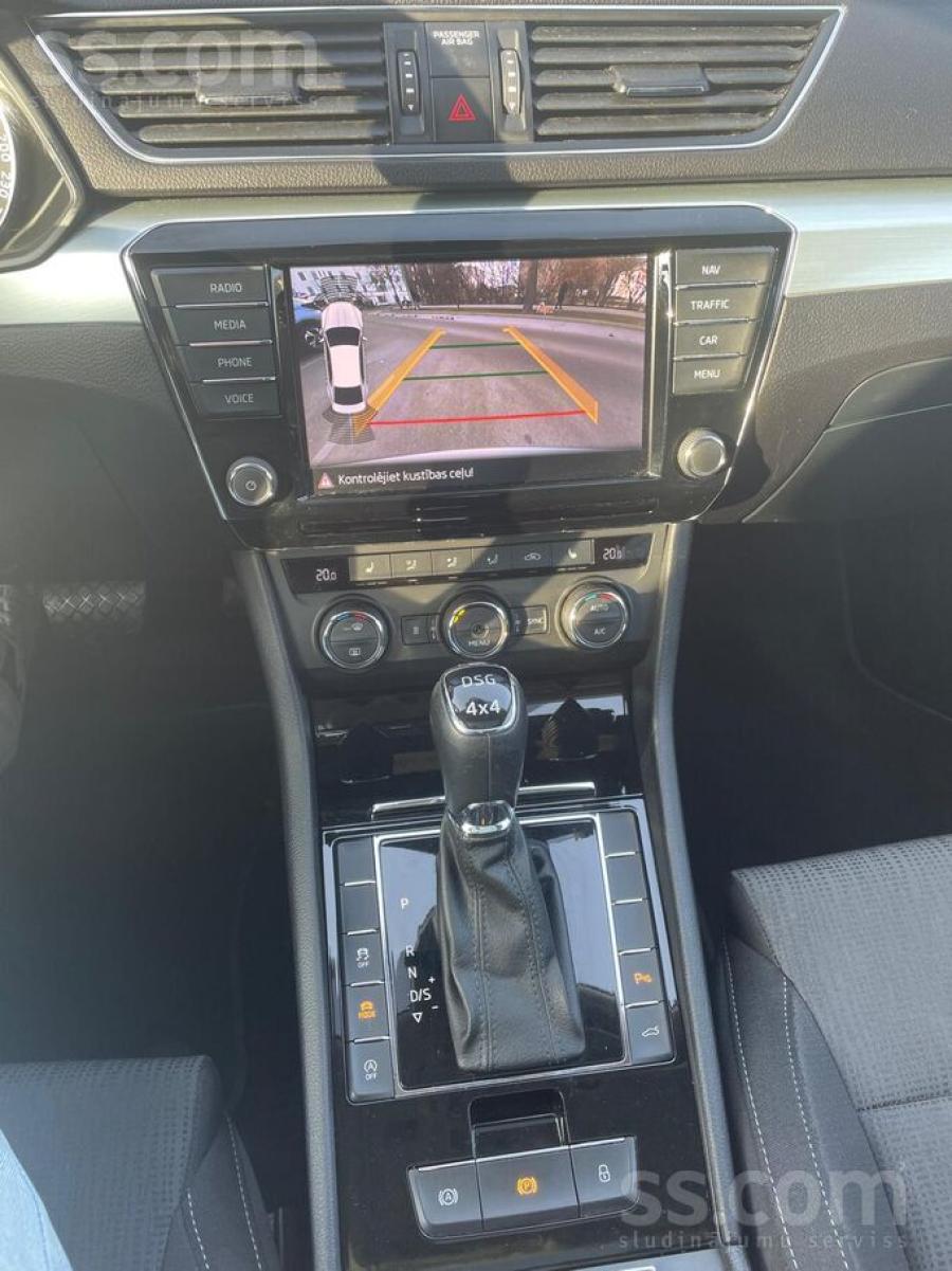 Pelēks Skoda SuperB 2017 Rīga, ar dzinēja tilpumu 2.00 L un nobraukumu 169 tūkst. km par 12500 €, foto 9 vietnē AUTOMOTO.COM.LV