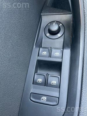 Pelēks Skoda SuperB 2017 Rīga, ar dzinēja tilpumu 2.00 L un nobraukumu 169 tūkst. km par 12500 €, foto 10 vietnē AUTOMOTO.COM.LV