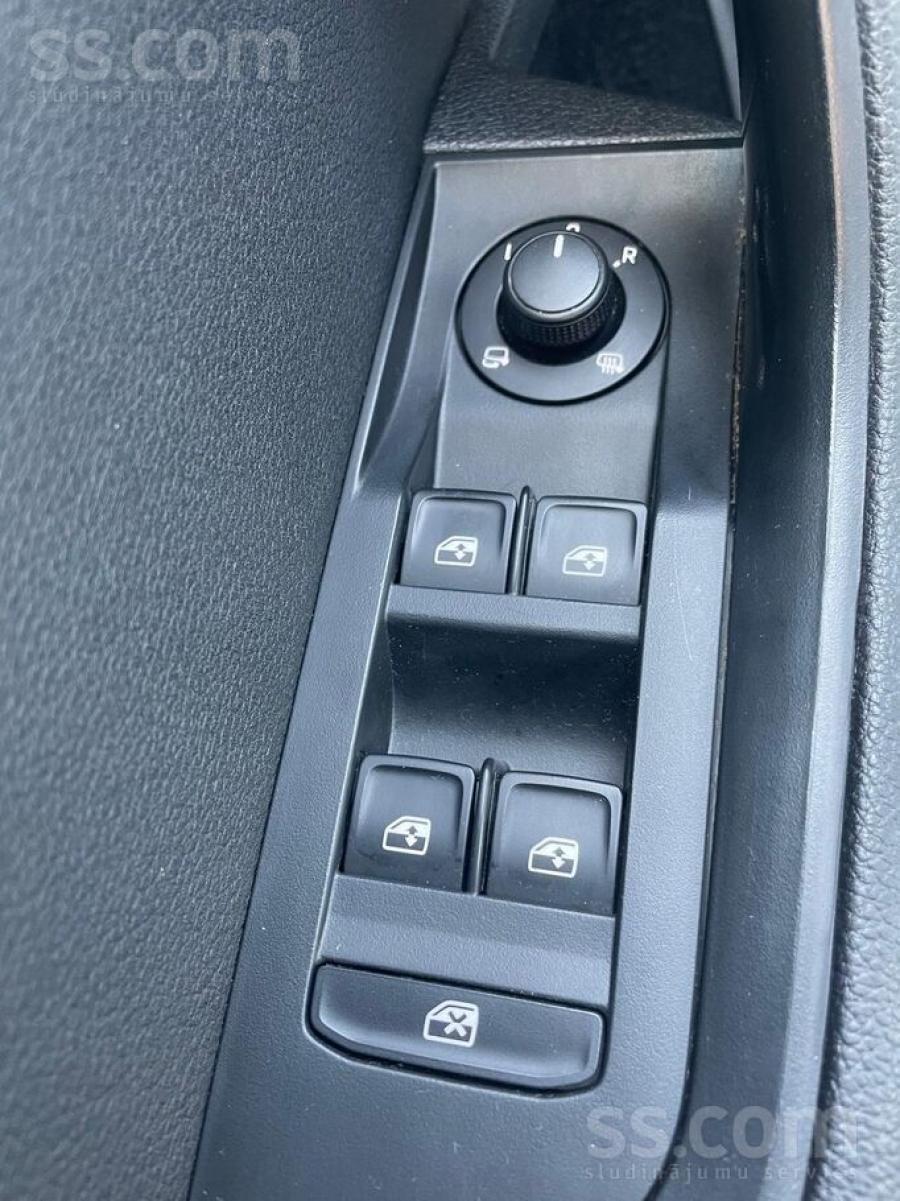 Pelēks Skoda SuperB 2017 Rīga, ar dzinēja tilpumu 2.00 L un nobraukumu 169 tūkst. km par 12500 €, foto 10 vietnē AUTOMOTO.COM.LV
