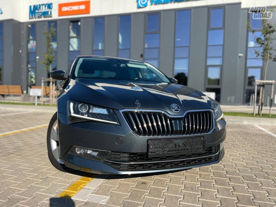Grey Skoda SuperB 2017 in Kaunas, with an engine capacity of 1.60 L and mileage of 199 thousand km for 11500 €, photo 3 on AUTOMOTO.COM.LV
