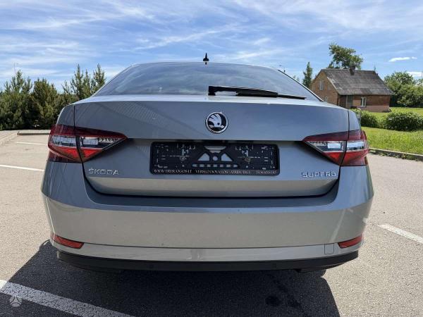 Pelēks Skoda SuperB 2018 Šauļi, ar dzinēja tilpumu 1.60 L un nobraukumu 249 tūkst. km par 10800 €, foto 8 vietnē AUTOMOTO.COM.LV