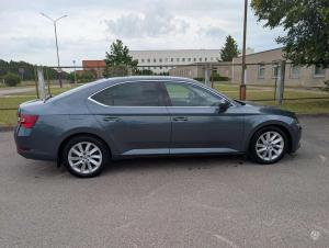 Pelēks Skoda SuperB 2018 Šauļi, ar dzinēja tilpumu 1.80 L un nobraukumu 265 tūkst. km par 10950 €, foto 7 vietnē AUTOMOTO.COM.LV