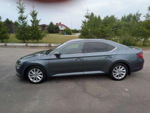 Pelēks Skoda SuperB 2018 Šauļi, ar dzinēja tilpumu 1.80 L un nobraukumu 265 tūkst. km par 10950 €, foto 16 vietnē AUTOMOTO.COM.LV