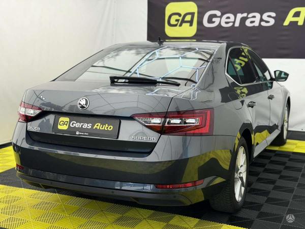 Pelēks Skoda SuperB 2018 Viļņa, ar dzinēja tilpumu 1.60 L un nobraukumu 196 tūkst. km par 9700 €, foto 4 vietnē AUTOMOTO.COM.LV