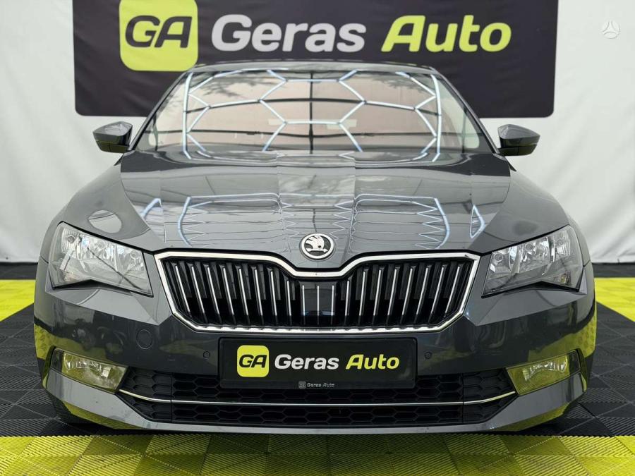 Grey Skoda SuperB 2018 in Vilnius, with an engine capacity of 1.60 L and mileage of 196 thousand km for 9600 €, photo 3 on AUTOMOTO.COM.LV