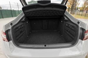 Pelēks Skoda SuperB 2018 Rīga, ar dzinēja tilpumu 2.00 L un nobraukumu 199 tūkst. km par 17390 €, foto 16 vietnē AUTOMOTO.COM.LV