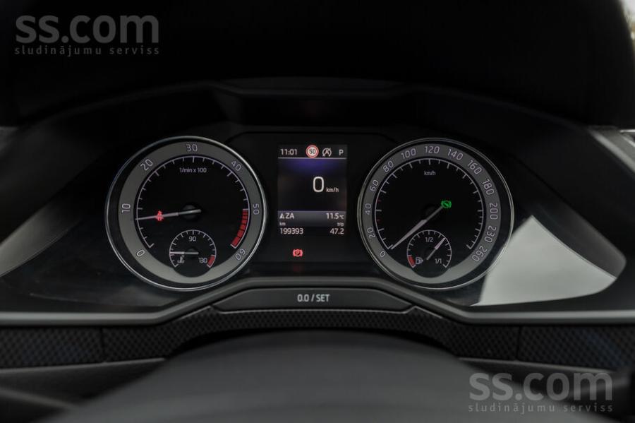 Pelēks Skoda SuperB 2018 Rīga, ar dzinēja tilpumu 2.00 L un nobraukumu 199 tūkst. km par 17390 €, foto 28 vietnē AUTOMOTO.COM.LV