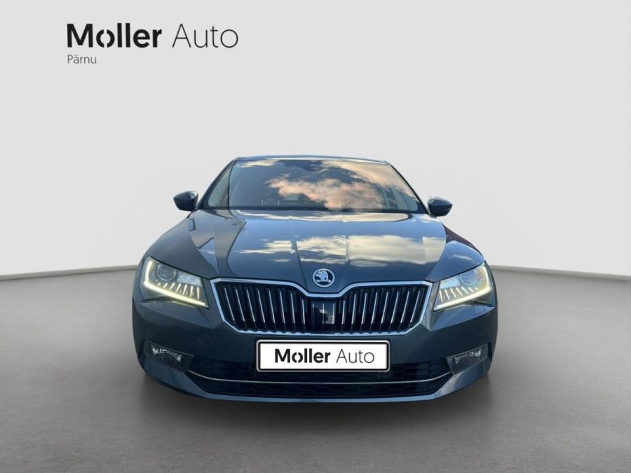 Grey Skoda SuperB 2019 in Parnu, with an engine capacity of 1.50 L and mileage of 168 thousand km for 15650 €, photo 3 on AUTOMOTO.COM.LV