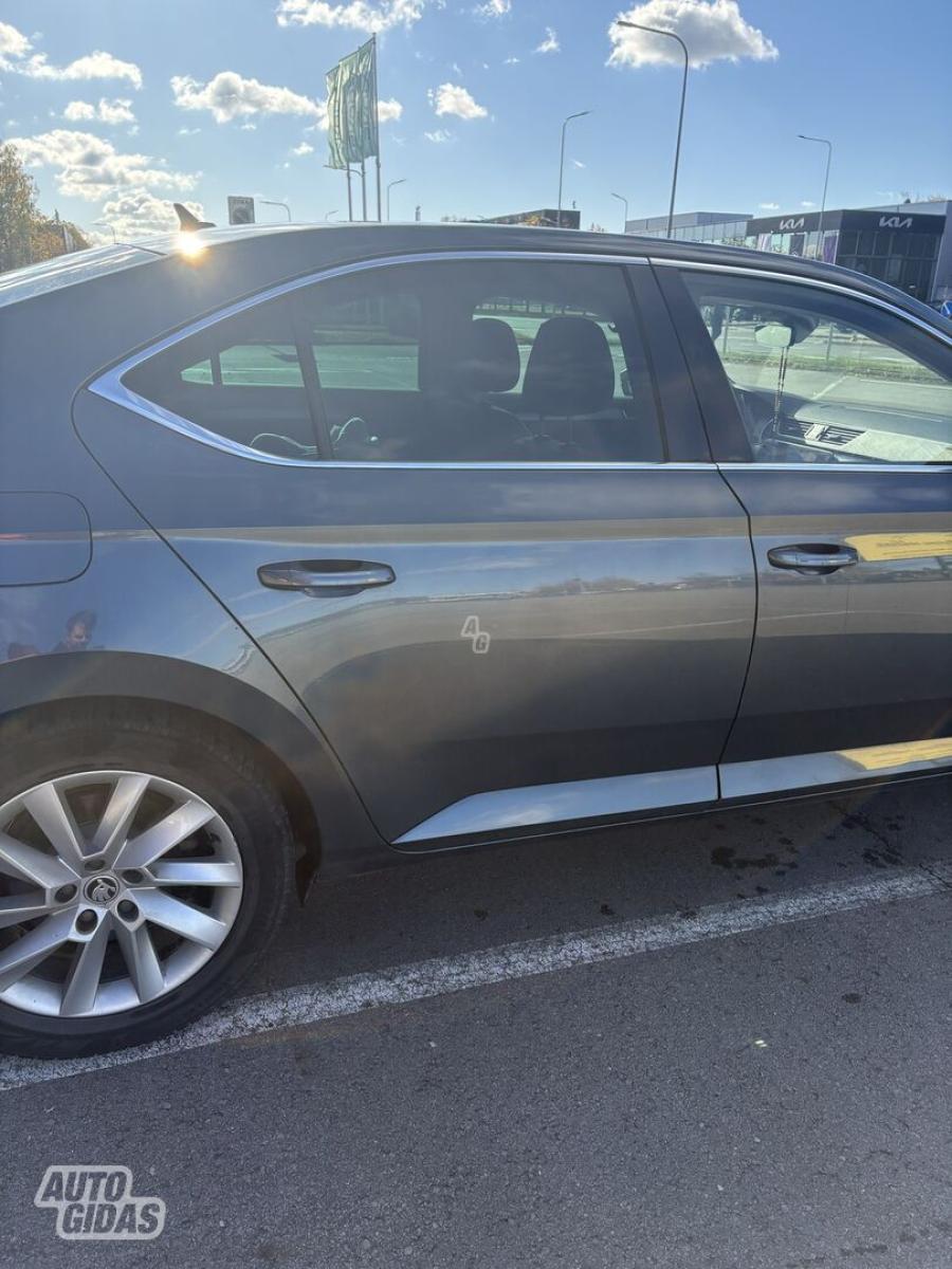 Grey Skoda SuperB 2019 in Kaunas, with an engine capacity of 2.00 L and mileage of 133 thousand km for 17500 €, photo 4 on AUTOMOTO.COM.LV