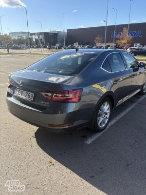 Grey Skoda SuperB 2019 in Kaunas, with an engine capacity of 2.00 L and mileage of 133 thousand km for 17500 €, photo 7 on AUTOMOTO.COM.LV