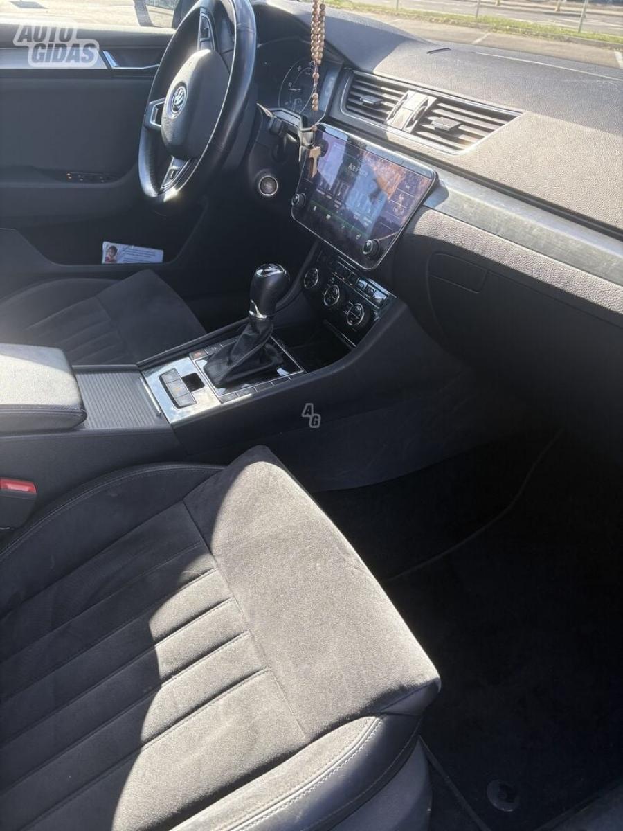 Grey Skoda SuperB 2019 in Kaunas, with an engine capacity of 2.00 L and mileage of 133 thousand km for 17500 €, photo 18 on AUTOMOTO.COM.LV