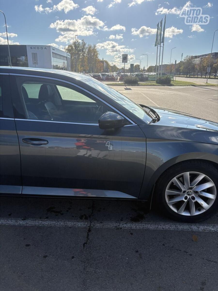 Grey Skoda SuperB 2019 in Kaunas, with an engine capacity of 2.00 L and mileage of 133 thousand km for 17500 €, photo 20 on AUTOMOTO.COM.LV