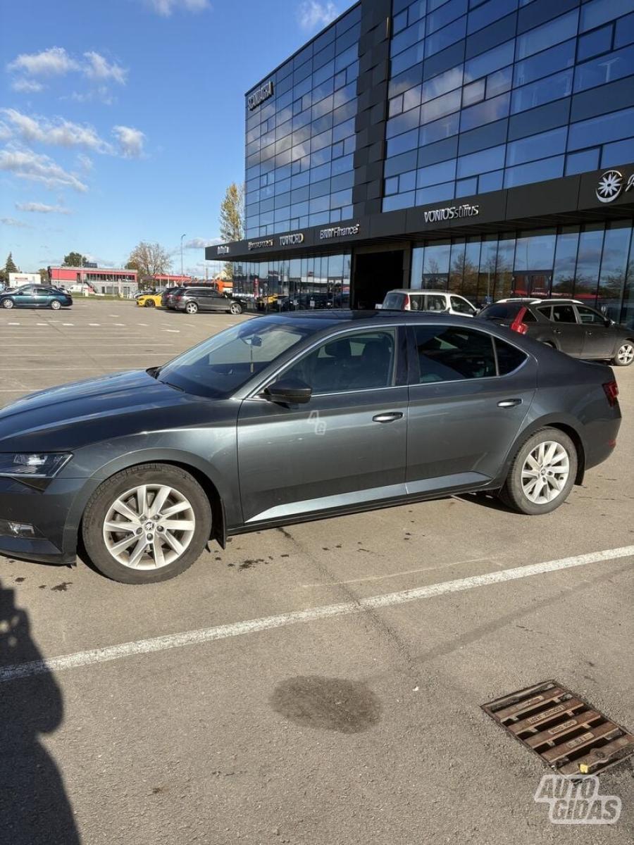 Grey Skoda SuperB 2019 in Kaunas, with an engine capacity of 2.00 L and mileage of 133 thousand km for 17500 €, photo 21 on AUTOMOTO.COM.LV