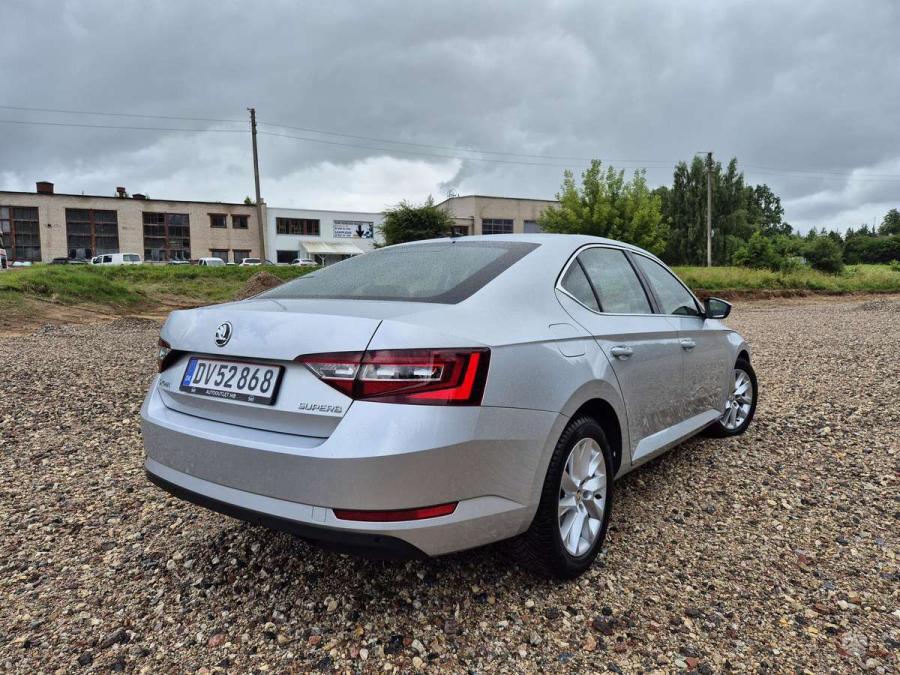 Pelēks Skoda SuperB 2019 Utena, ar dzinēja tilpumu 1.60 L un nobraukumu 153 tūkst. km par 13490 €, foto 4 vietnē AUTOMOTO.COM.LV