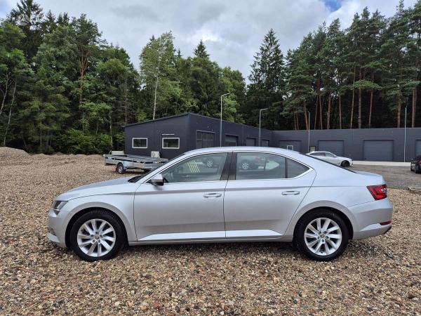 Pelēks Skoda SuperB 2019 Utena, ar dzinēja tilpumu 1.60 L un nobraukumu 153 tūkst. km par 13490 €, foto 5 vietnē AUTOMOTO.COM.LV