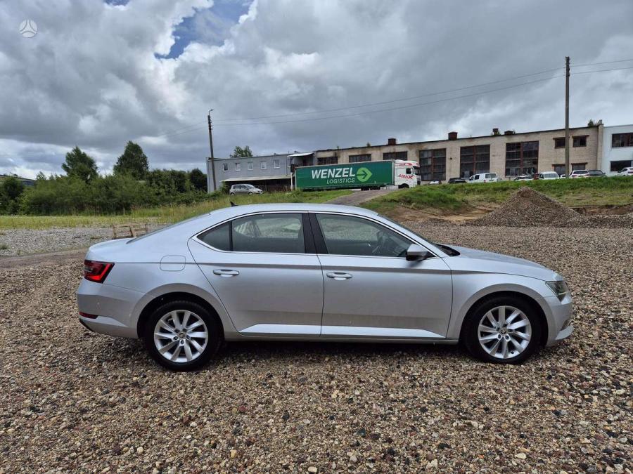 Pelēks Skoda SuperB 2019 Utena, ar dzinēja tilpumu 1.60 L un nobraukumu 153 tūkst. km par 13490 €, foto 7 vietnē AUTOMOTO.COM.LV