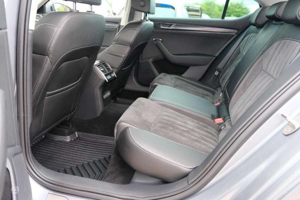 Grey Skoda SuperB 2019 in Vilnius, with an engine capacity of 1.97 L and mileage of 234 thousand km for 16900 €, photo 8 on AUTOMOTO.COM.LV