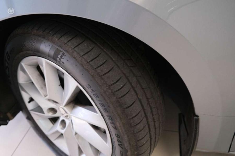 Grey Skoda SuperB 2019 in Vilnius, with an engine capacity of 1.97 L and mileage of 234 thousand km for 16900 €, photo 35 on AUTOMOTO.COM.LV