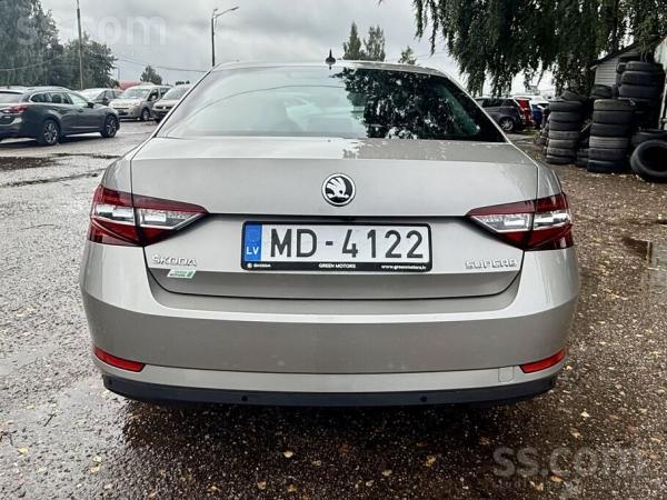 Skoda SuperB 2019 in Riga on AUTOMOTO.COM.LV Grey Skoda SuperB 2019 in Riga, with an engine capacity of 1.50 L and mileage of 0 thousand km for 10990 €, photo 9 on AUTOMOTO.COM.LV
