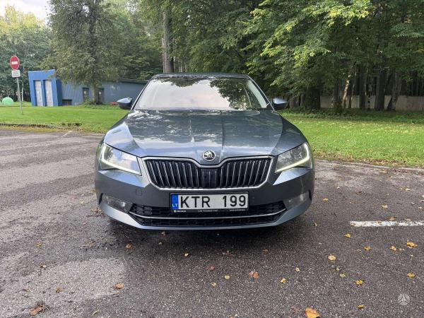 Grey Skoda SuperB 2019 in Jonava, with an engine capacity of 1.97 L and mileage of 387 thousand km for 12500 €, photo 11 on AUTOMOTO.COM.LV