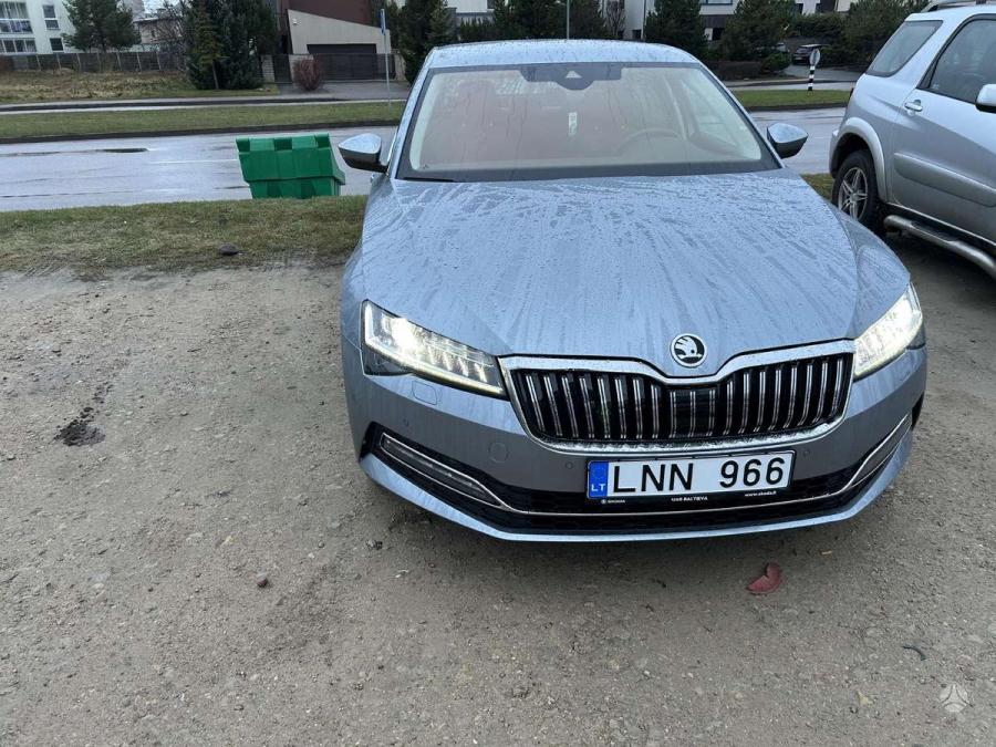Grey Skoda SuperB 2020 in Kaunas, with an engine capacity of 1.97 L and mileage of 200 thousand km for 17500 €, photo 2 on AUTOMOTO.COM.LV