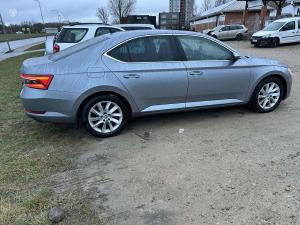 Grey Skoda SuperB 2020 in Kaunas, with an engine capacity of 1.97 L and mileage of 200 thousand km for 17500 €, photo 4 on AUTOMOTO.COM.LV