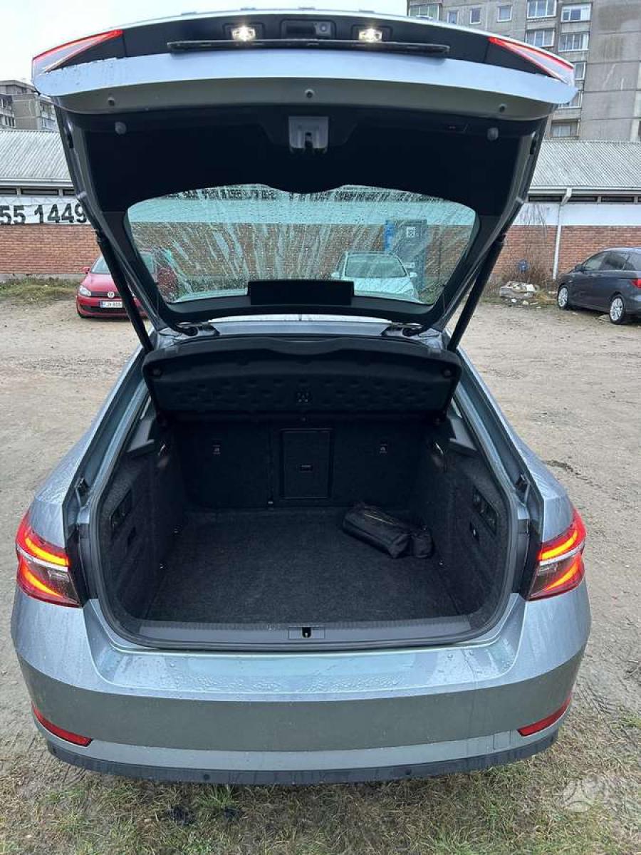 Grey Skoda SuperB 2020 in Kaunas, with an engine capacity of 1.97 L and mileage of 200 thousand km for 17500 €, photo 7 on AUTOMOTO.COM.LV