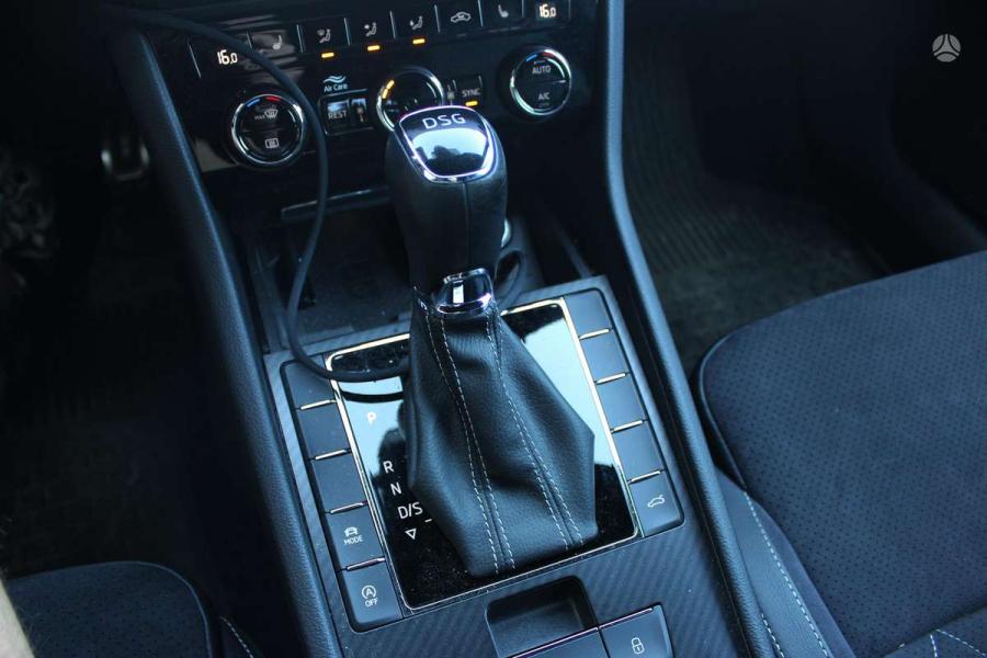 Grey Skoda SuperB 2021 in Riga, with an engine capacity of 1.97 L and mileage of 114 thousand km for 22300 €, photo 20 on AUTOMOTO.COM.LV