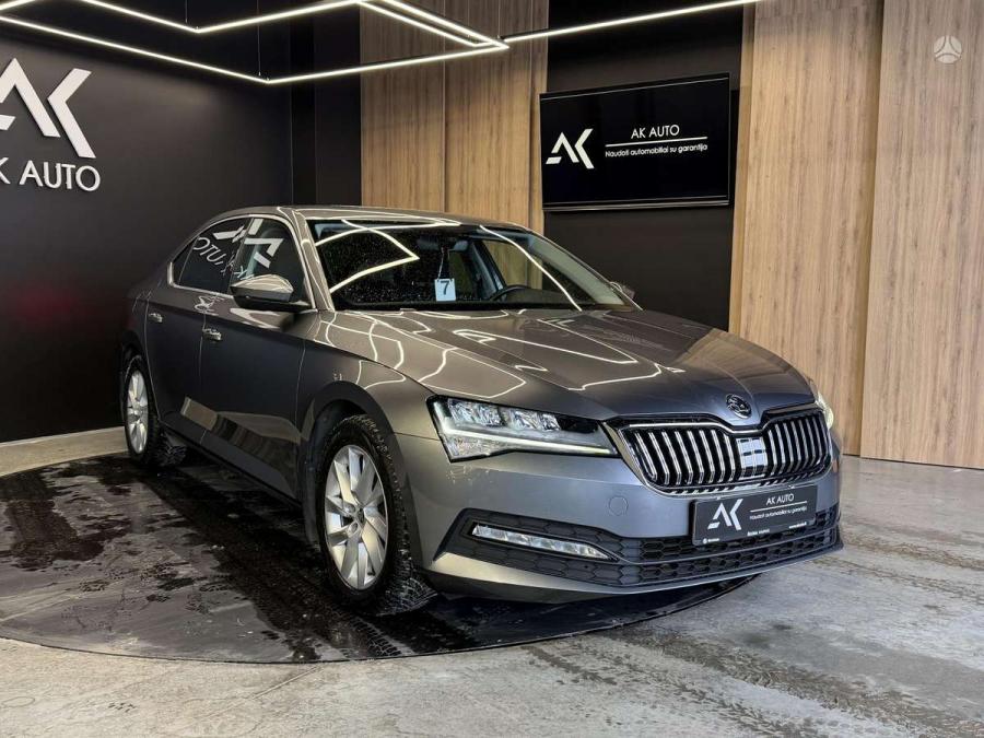 Grey Skoda SuperB 2022 in Kaunas, with an engine capacity of 1.98 L and mileage of 86 thousand km for 23990 €, photo 3 on AUTOMOTO.COM.LV