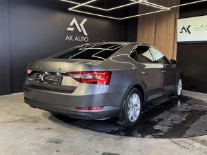 Grey Skoda SuperB 2022 in Kaunas, with an engine capacity of 1.98 L and mileage of 86 thousand km for 23990 €, photo 12 on AUTOMOTO.COM.LV