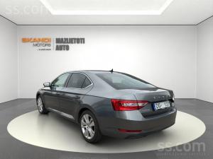 Pelēks Skoda SuperB 2022 Rīga, ar dzinēja tilpumu 2.00 L un nobraukumu 131 tūkst. km par 22250 €, foto 5 vietnē AUTOMOTO.COM.LV