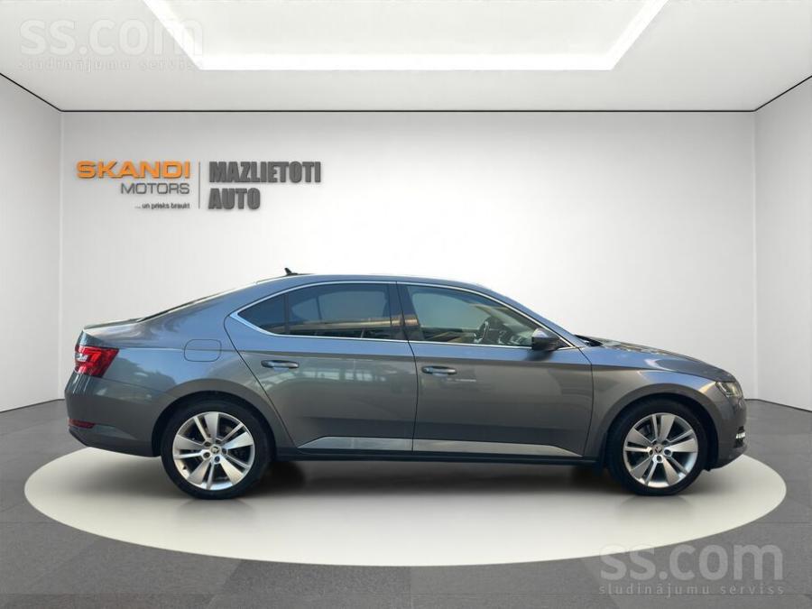 Pelēks Skoda SuperB 2022 Rīga, ar dzinēja tilpumu 2.00 L un nobraukumu 131 tūkst. km par 19690 €, foto 8 vietnē AUTOMOTO.COM.LV