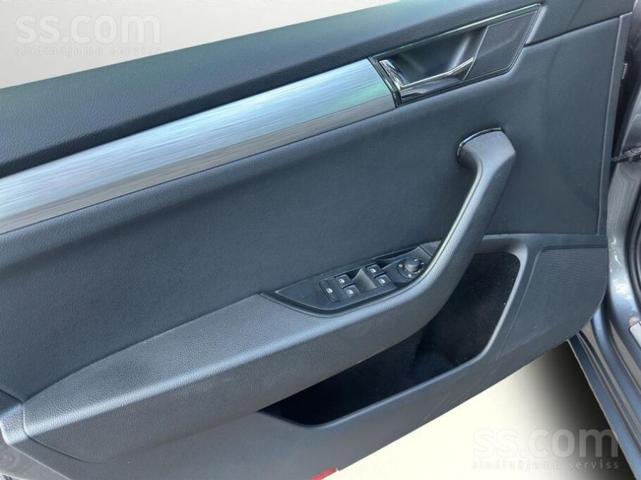 Pelēks Skoda SuperB 2022 Rīga, ar dzinēja tilpumu 2.00 L un nobraukumu 131 tūkst. km par 19690 €, foto 14 vietnē AUTOMOTO.COM.LV