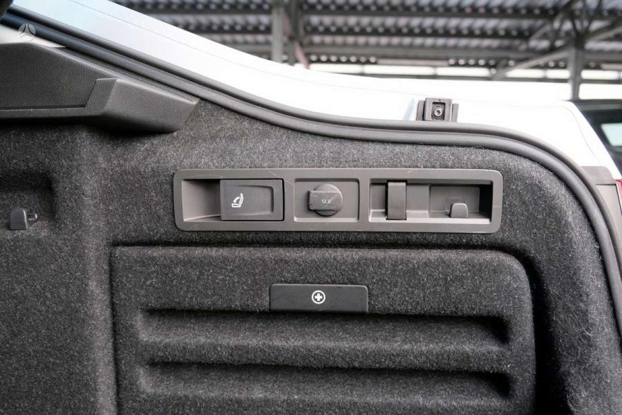 Grey Skoda SuperB 2022 in Vilnius, with an engine capacity of 1.97 L and mileage of 143 thousand km for 23900 €, photo 37 on AUTOMOTO.COM.LV