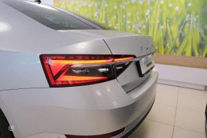 Grey Skoda SuperB 2022 in Vilnius, with an engine capacity of 1.97 L and mileage of 143 thousand km for 23900 €, photo 40 on AUTOMOTO.COM.LV