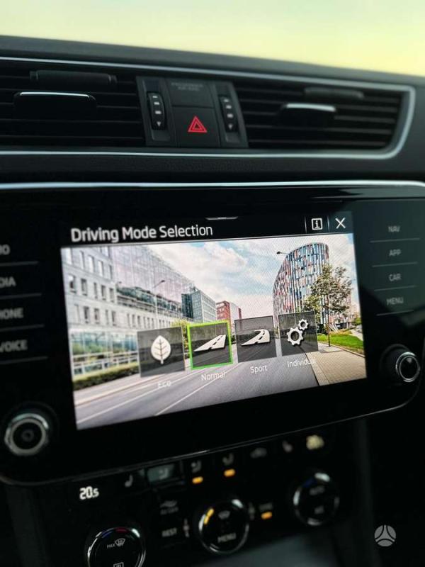 Pelēks Skoda SuperB 2023 Kauņa, ar dzinēja tilpumu 1.98 L un nobraukumu 138 tūkst. km par 20800 €, foto 10 vietnē AUTOMOTO.COM.LV
