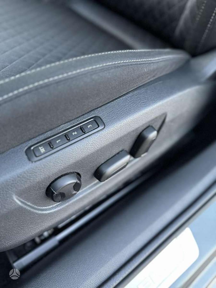 Pelēks Skoda SuperB 2023 Kauņa, ar dzinēja tilpumu 1.98 L un nobraukumu 138 tūkst. km par 20800 €, foto 13 vietnē AUTOMOTO.COM.LV