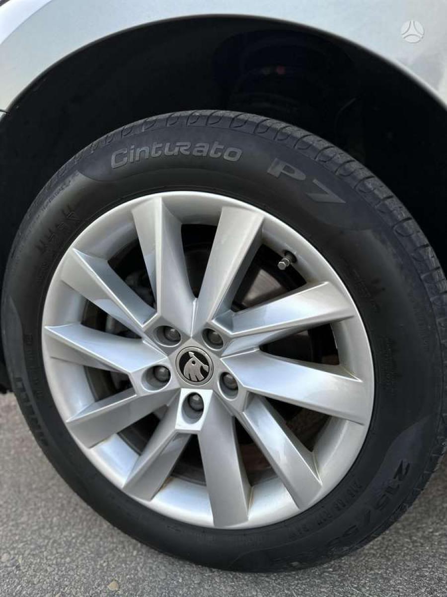 Pelēks Skoda SuperB 2023 Kauņa, ar dzinēja tilpumu 1.98 L un nobraukumu 138 tūkst. km par 20800 €, foto 16 vietnē AUTOMOTO.COM.LV