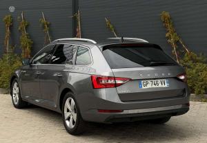 Grey Skoda SuperB 2023 in Vilnius, with an engine capacity of 0.00 L and mileage of 290 thousand km for 13500 €, photo 4 on AUTOMOTO.COM.LV