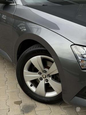 Grey Skoda SuperB 2023 in Vilnius, with an engine capacity of 0.00 L and mileage of 290 thousand km for 13500 €, photo 33 on AUTOMOTO.COM.LV