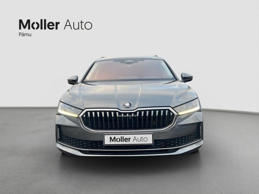 Pelēks Skoda SuperB 2024 Pērnava, ar dzinēja tilpumu 1.50 L un nobraukumu 43 tūkst. km par 35900 €, foto 3 vietnē AUTOMOTO.COM.LV