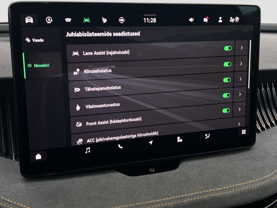 Pelēks Skoda SuperB 2024 Pērnava, ar dzinēja tilpumu 1.50 L un nobraukumu 43 tūkst. km par 35900 €, foto 12 vietnē AUTOMOTO.COM.LV