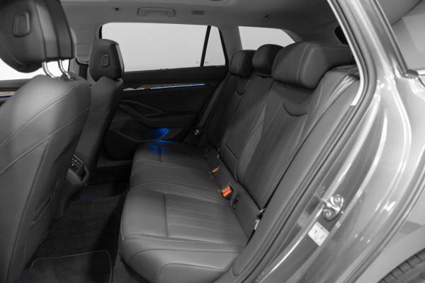Grey Skoda SuperB 2024 in Vilnius, with an engine capacity of 2.00 L and mileage of 32 thousand km for 41900 €, photo 6 on AUTOMOTO.COM.LV