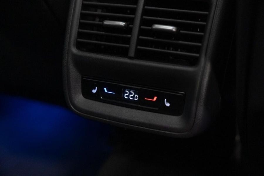 Pelēks Skoda SuperB 2024 Viļņa, ar dzinēja tilpumu 2.00 L un nobraukumu 32 tūkst. km par 41900 €, foto 24 vietnē AUTOMOTO.COM.LV