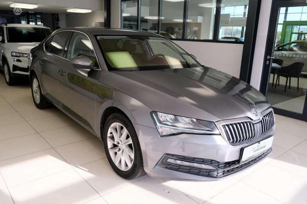 Grey Skoda SuperB 2024 in Vilnius, with an engine capacity of 1.50 L and mileage of 53 thousand km for 26900 €, photo 3 on AUTOMOTO.COM.LV