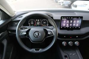 Grey Skoda SuperB 2024 in Vilnius, with an engine capacity of 1.50 L and mileage of 54 thousand km for 25700 €, photo 6 on AUTOMOTO.COM.LV