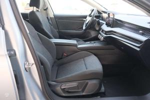 Grey Skoda SuperB 2024 in Vilnius, with an engine capacity of 1.50 L and mileage of 54 thousand km for 25700 €, photo 10 on AUTOMOTO.COM.LV