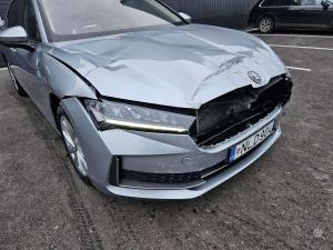 Pelēks Skoda SuperB 2025 Kauņa, ar dzinēja tilpumu 1.50 L un nobraukumu 22 tūkst. km par 15400 €, foto 9 vietnē AUTOMOTO.COM.LV