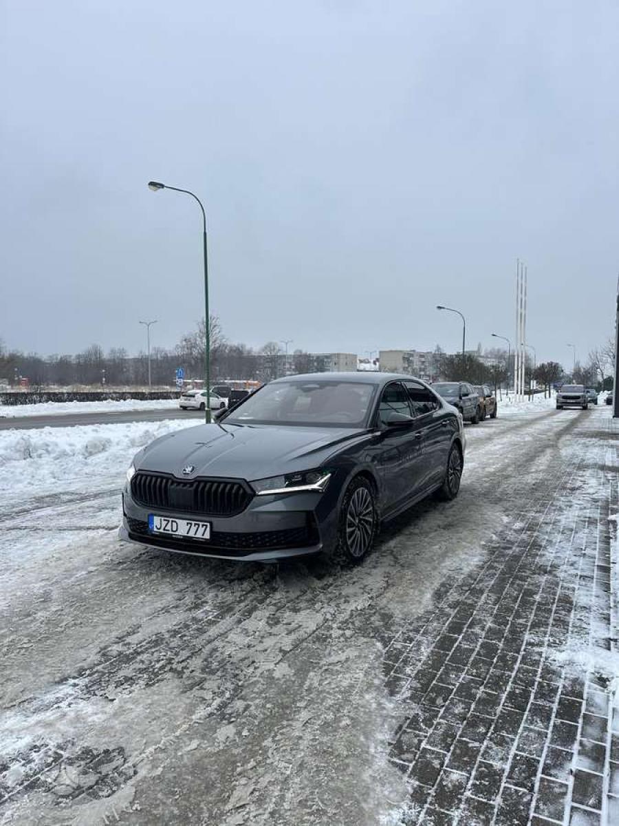 Pelēks Skoda SuperB 2025 Klaipėda, ar dzinēja tilpumu 1.98 L un nobraukumu 10 tūkst. km par 39950 €, foto 4 vietnē AUTOMOTO.COM.LV