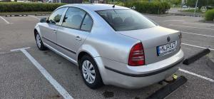 Grey Skoda SuperB 2002 in Vilnius, with an engine capacity of 1.80 L and mileage of 398 thousand km for 650 €, photo 7 on AUTOMOTO.COM.LV